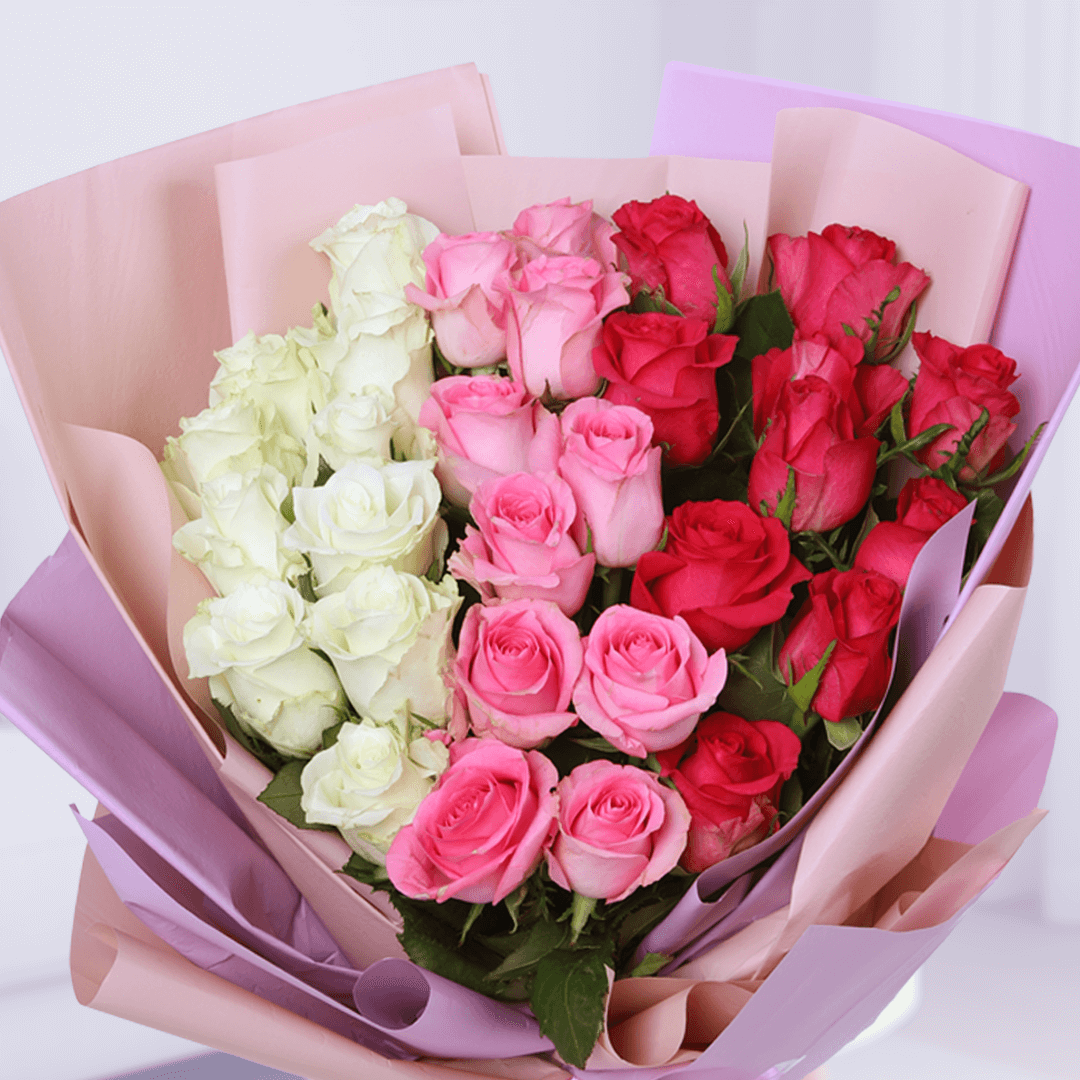 Red, White & Pink Mix color Roses Bouquet